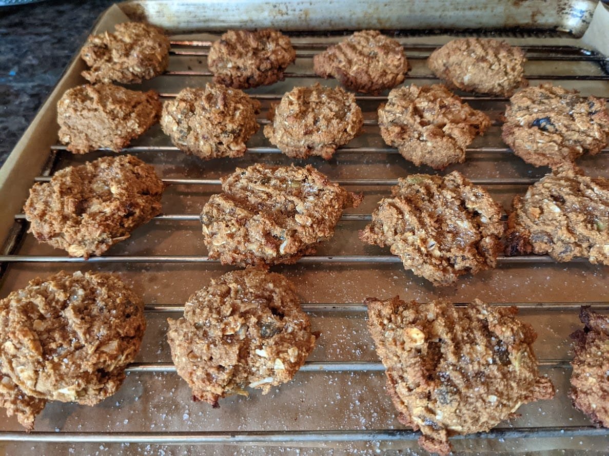Healthy oatmeal cookies | Easy Gluten-Free & Dairy-Free Recipe